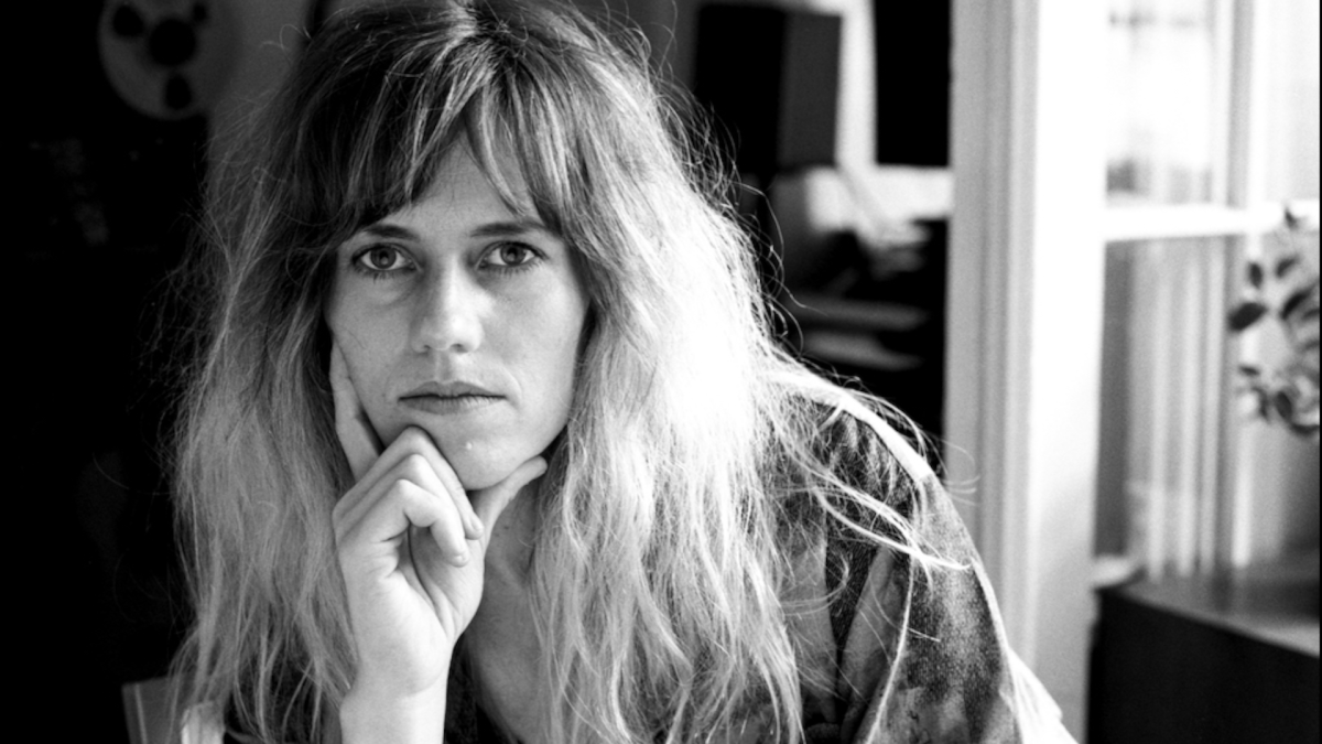 Katie Von Schleicher’s ‘Elixir’ is revelatory in its false simplicity.