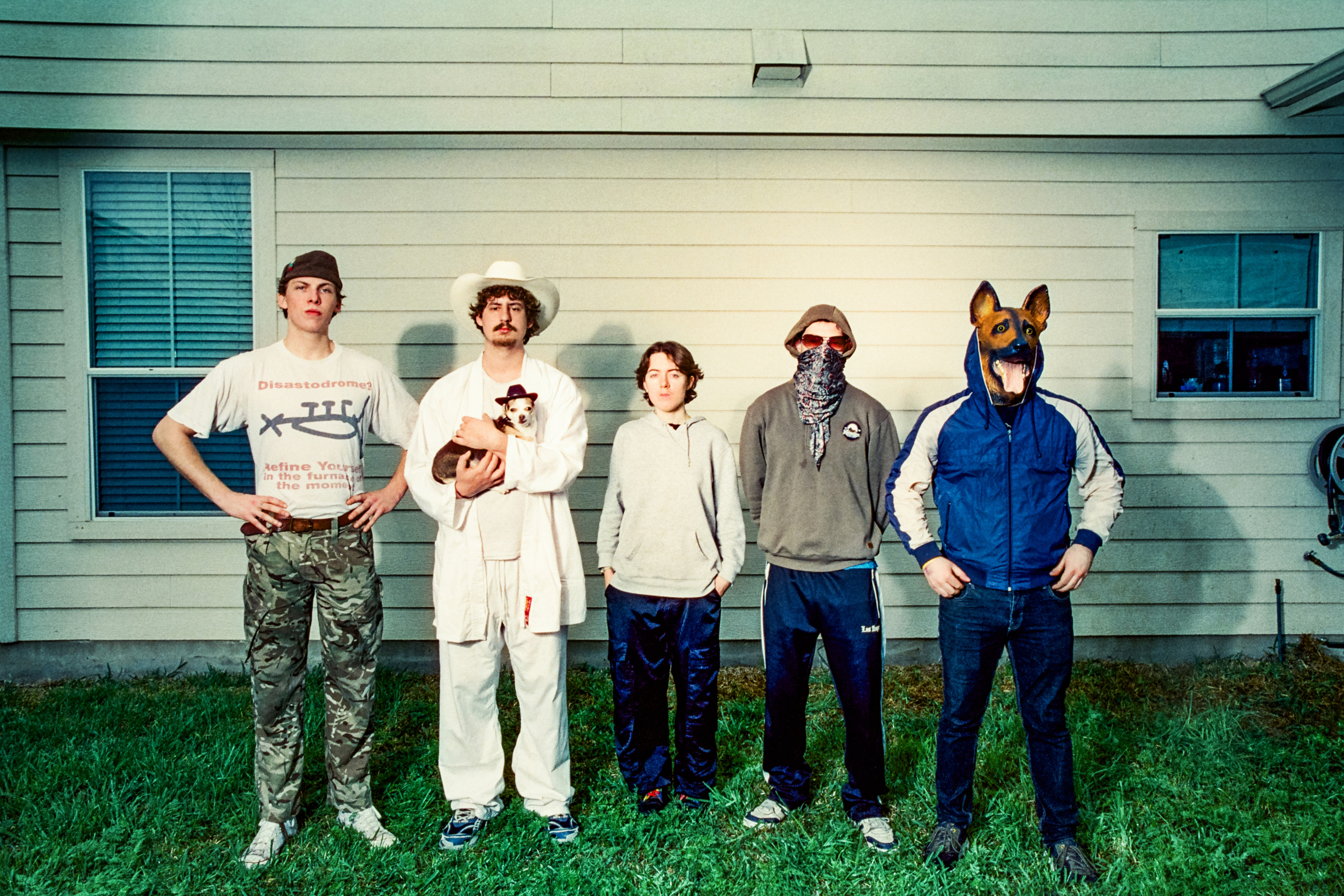 Fat Dog’s mayhemic debut ‘WOOF.’ is an all-mouth all-trousers ...